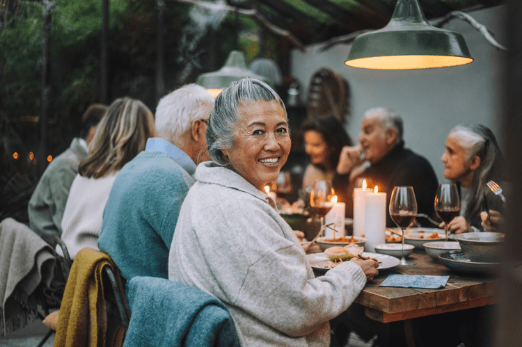 The Benefits and Pitfalls of Social Eating - Sweet Life Wellness